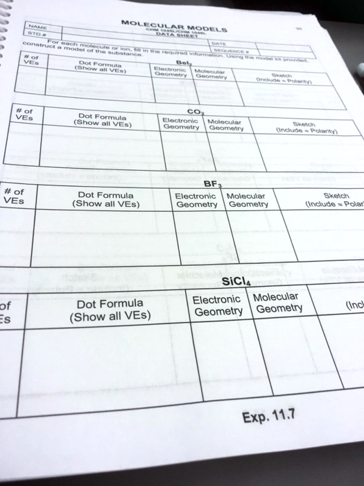 SOLVED: 4oi ECUlA Medele 37s G Tnuteu Rat 4ESEnt 9S JEel L Dut Fornula ...