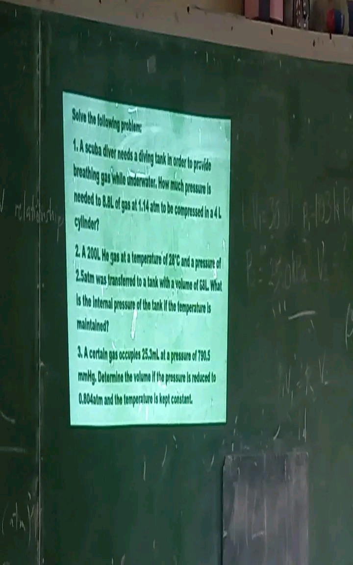 SOLVED: A 200L He gas at a temperature of 28C and a pressure to a tank ...