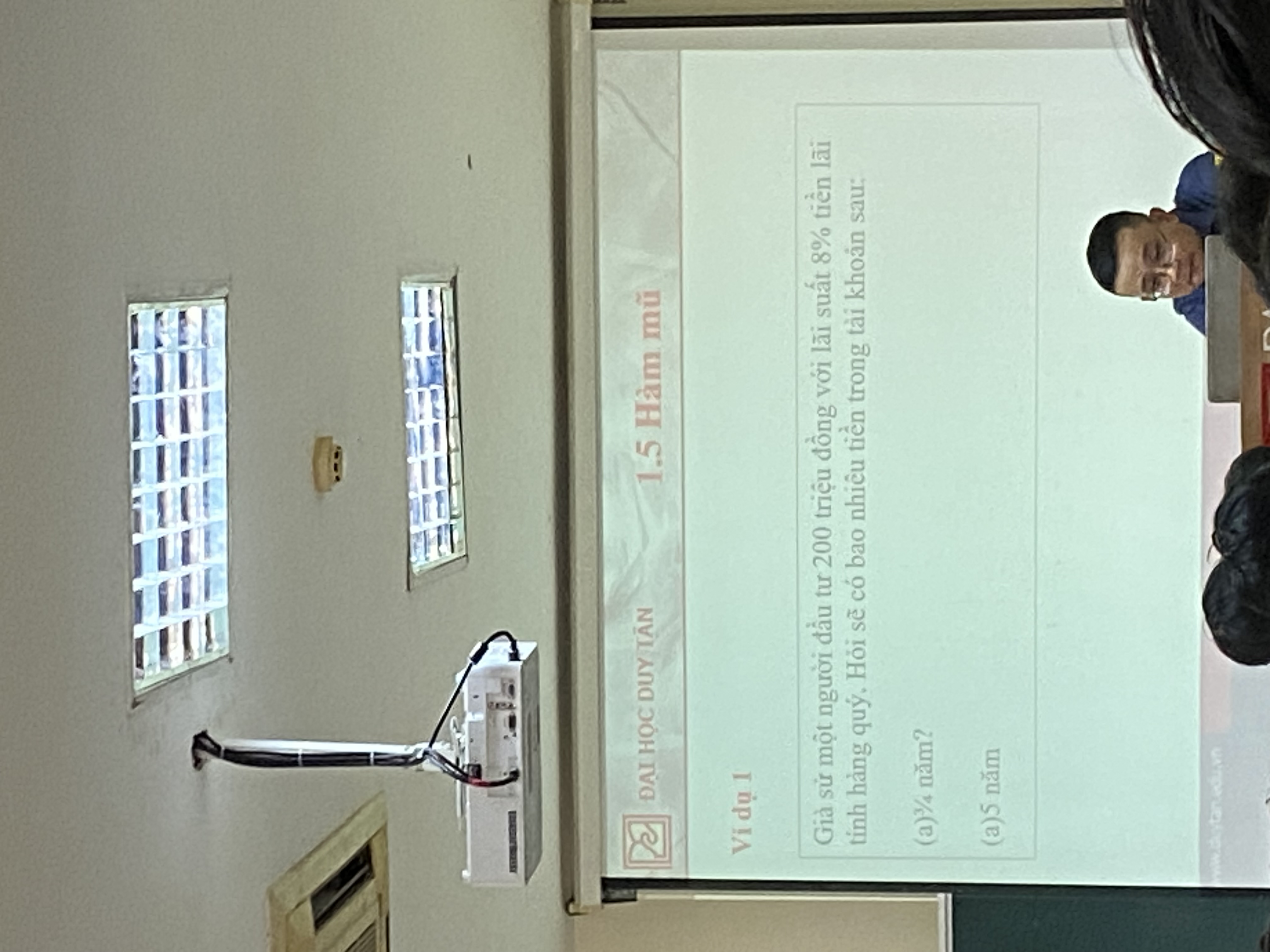 DAI HOC DUY I?N 1.5 Hàm m? Vidu 1 Già s? m?t ng??i ??u t? 200 tri?u ??ng v?i lãi su?t 8 % ti?n ...