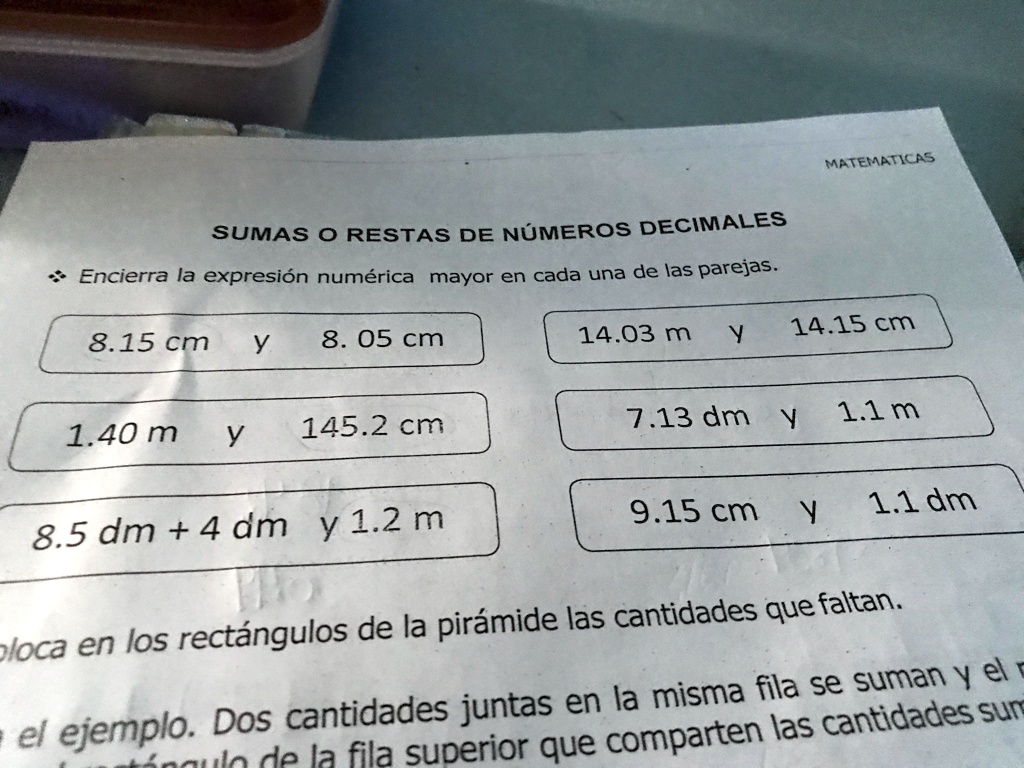 SOLVED: Ayudaa con esta tarea por fa encierra la expresión MATEMATICAS ...