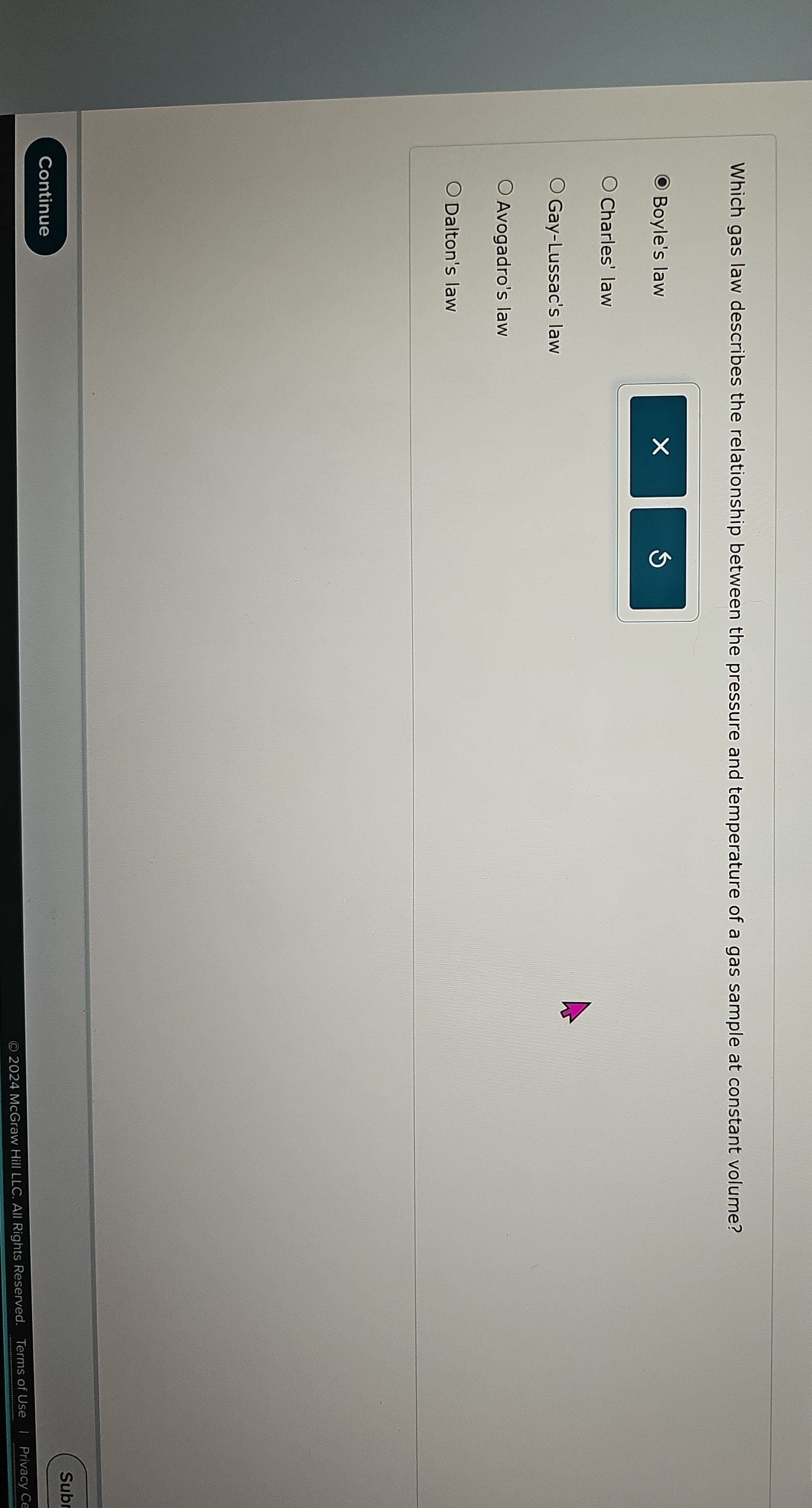 Which gas law describes the relationship between the pressure and ...